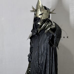 Nazgul Costume: Ringwraith Outfit With Helmet, Gauntlets & Cloak - Etsy