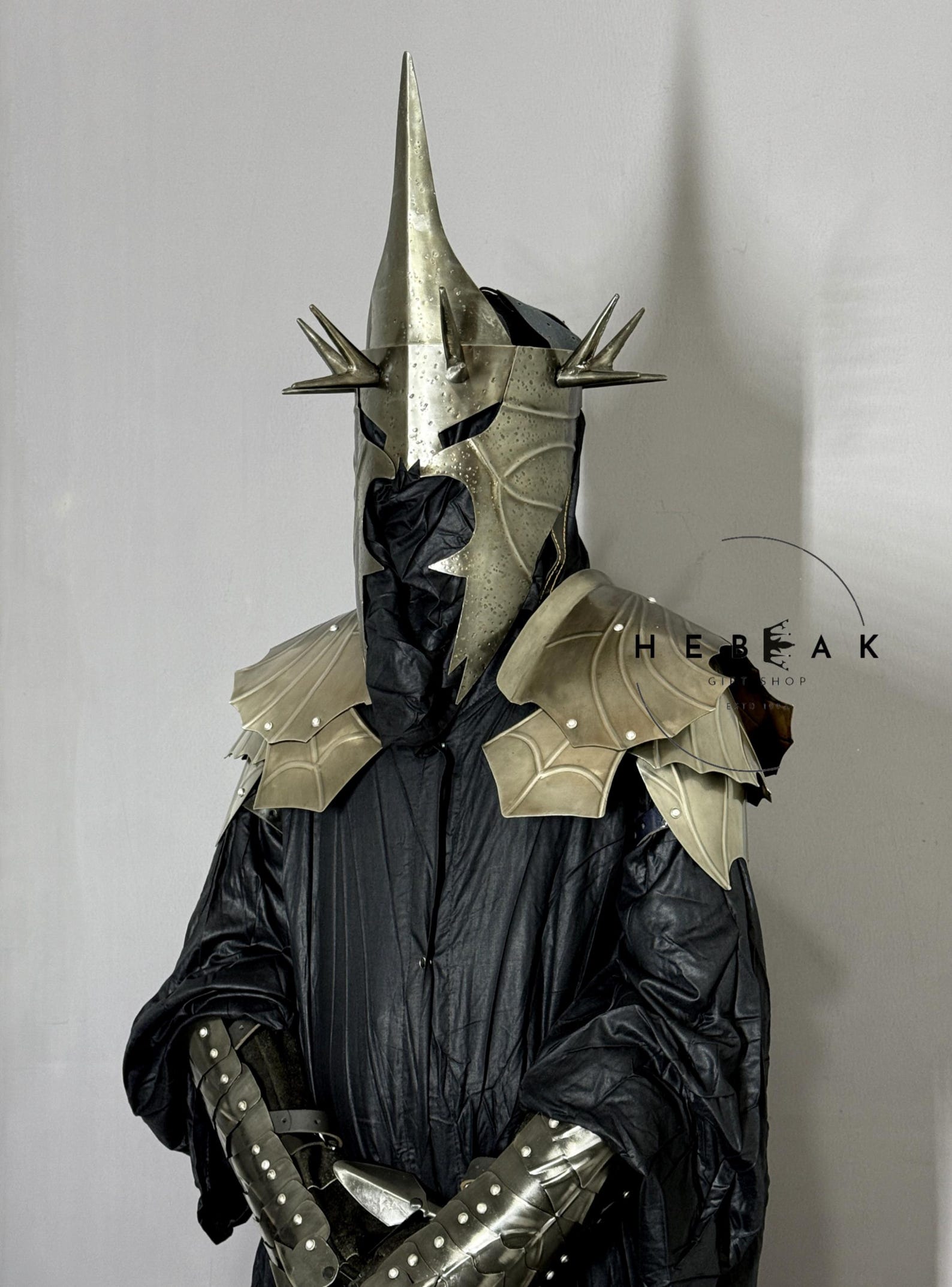 Nazgul Costume: Ringwraith Outfit With Helmet, Gauntlets & Cloak - Etsy