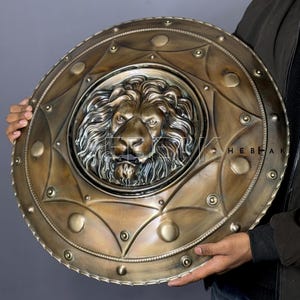 22 Inch Medieval Loin King Face Shield/battleworn Lion Shield/premium ...