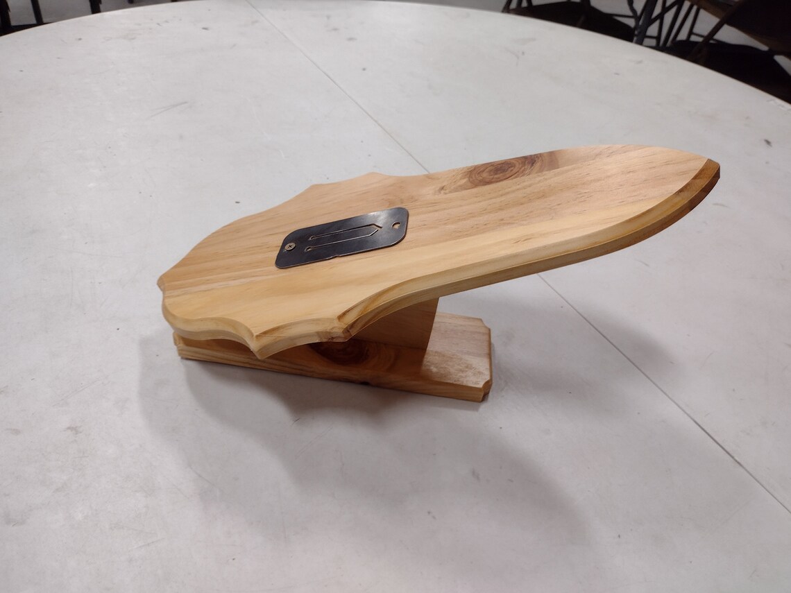 European Pedestal Game Mount Plaque - Etsy