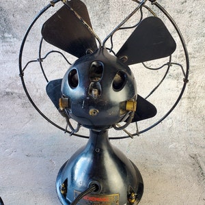 Menominee Clamshell Fan, 8" Antique Cast Iron Fan, 1910s Ball Motor ...