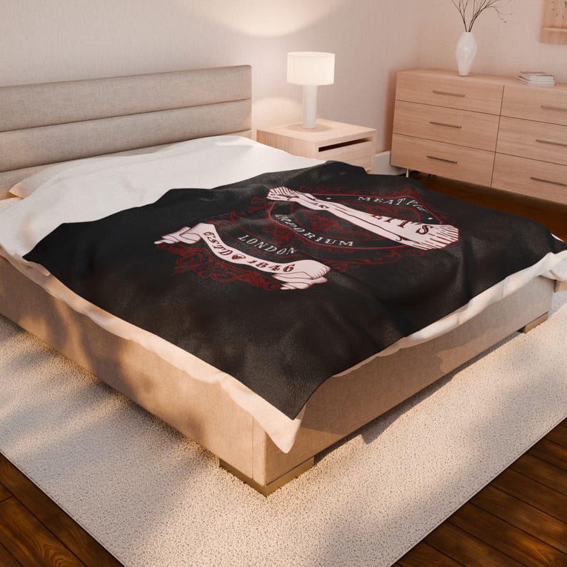 Sweeney Todd Mrs Lovett's Meat Pies, Plush Blanket, Movie Musical, Fan ...