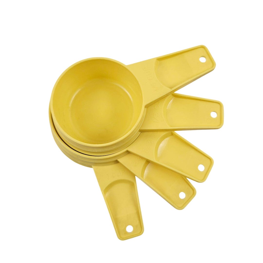 Vintage Tupperware Measuring Cups Mustard Yellow Set 5 Plastic Kitchen ...