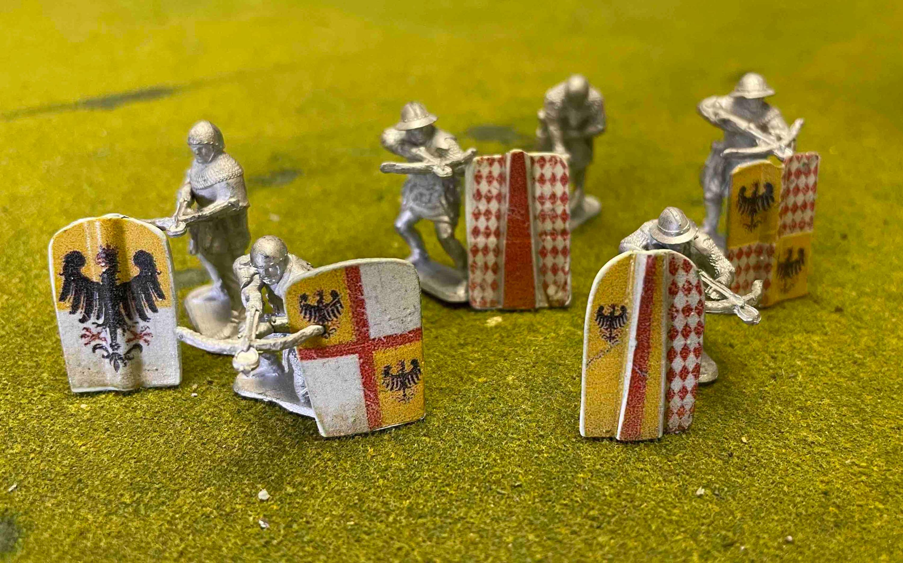 Shields and Heraldic Studio Decals, 28mm Scale , Medieval, for Scots ...
