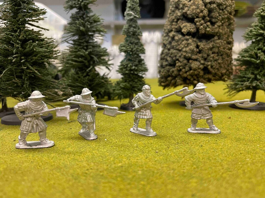 NEW 13th 14th Century Billmen/spearmen X 4, 28mm, Metal medbury Design ...