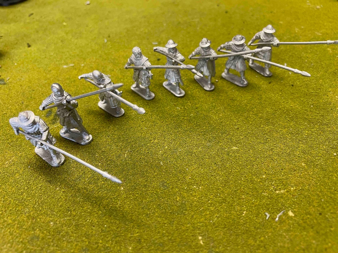 Scots 13th 14th Century Pikemen X 8 , 28mm Scale, Metal, Medieval ...