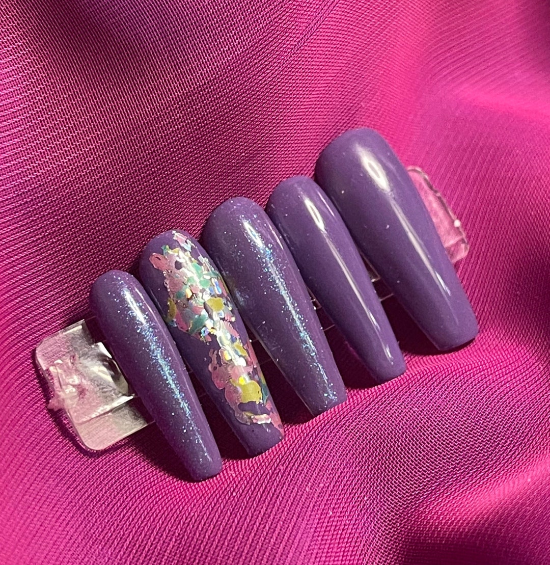 Ostara Iridescent Lavender Press on Nails - Etsy