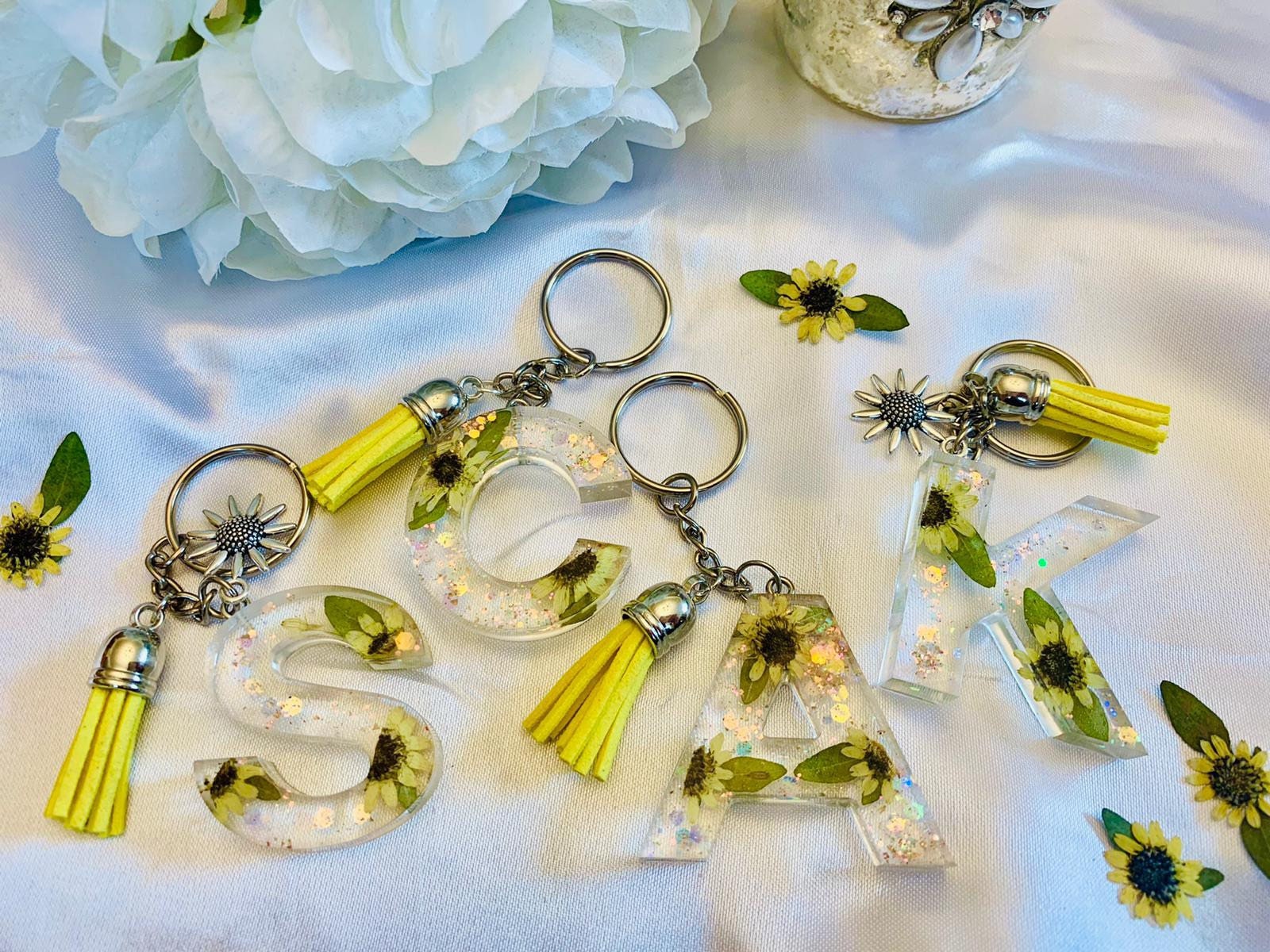 Sunflower Resin Key Ring. - Etsy UK