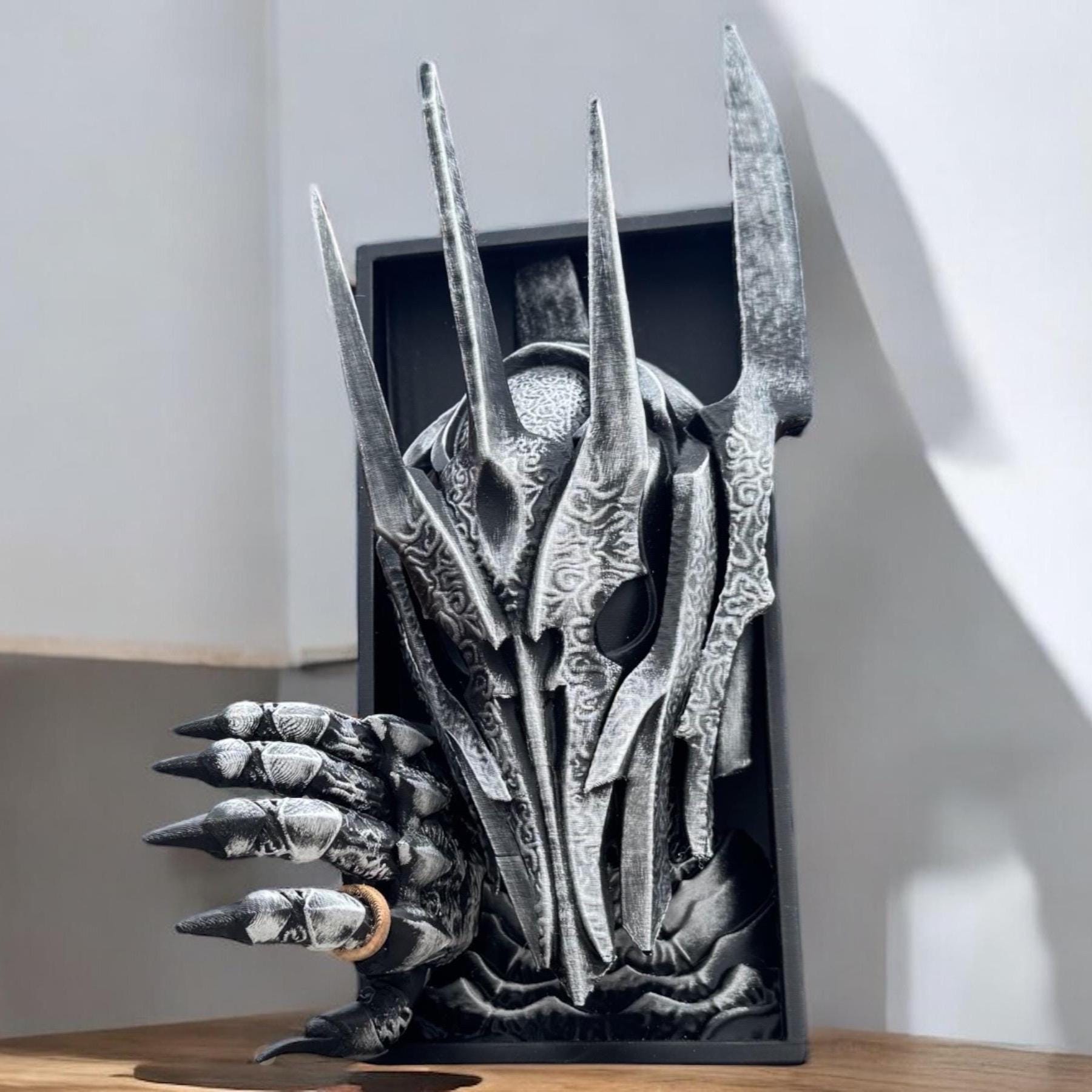Sauron Book Nook: Hand-painted Lord of the Rings Bookend, Dark Fantasy ...