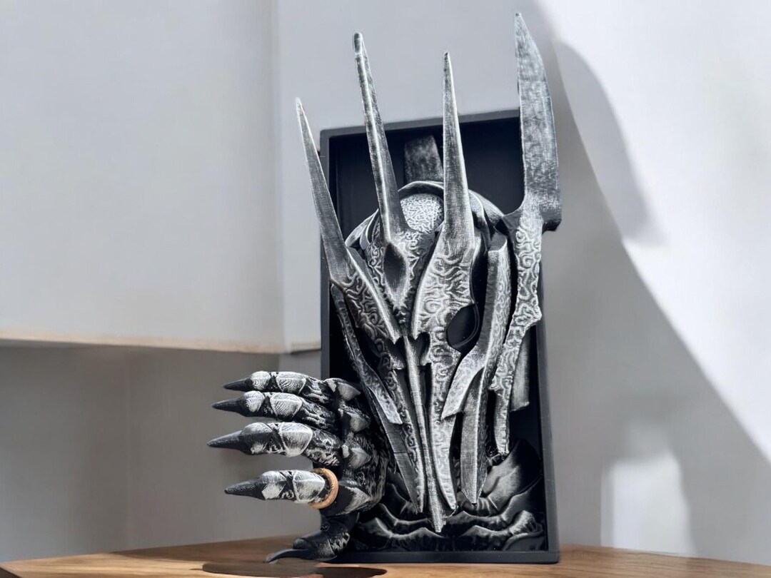 Sauron Lord of the Rings Book Nook – Hand-painted Lotr Inspired Bookend ...