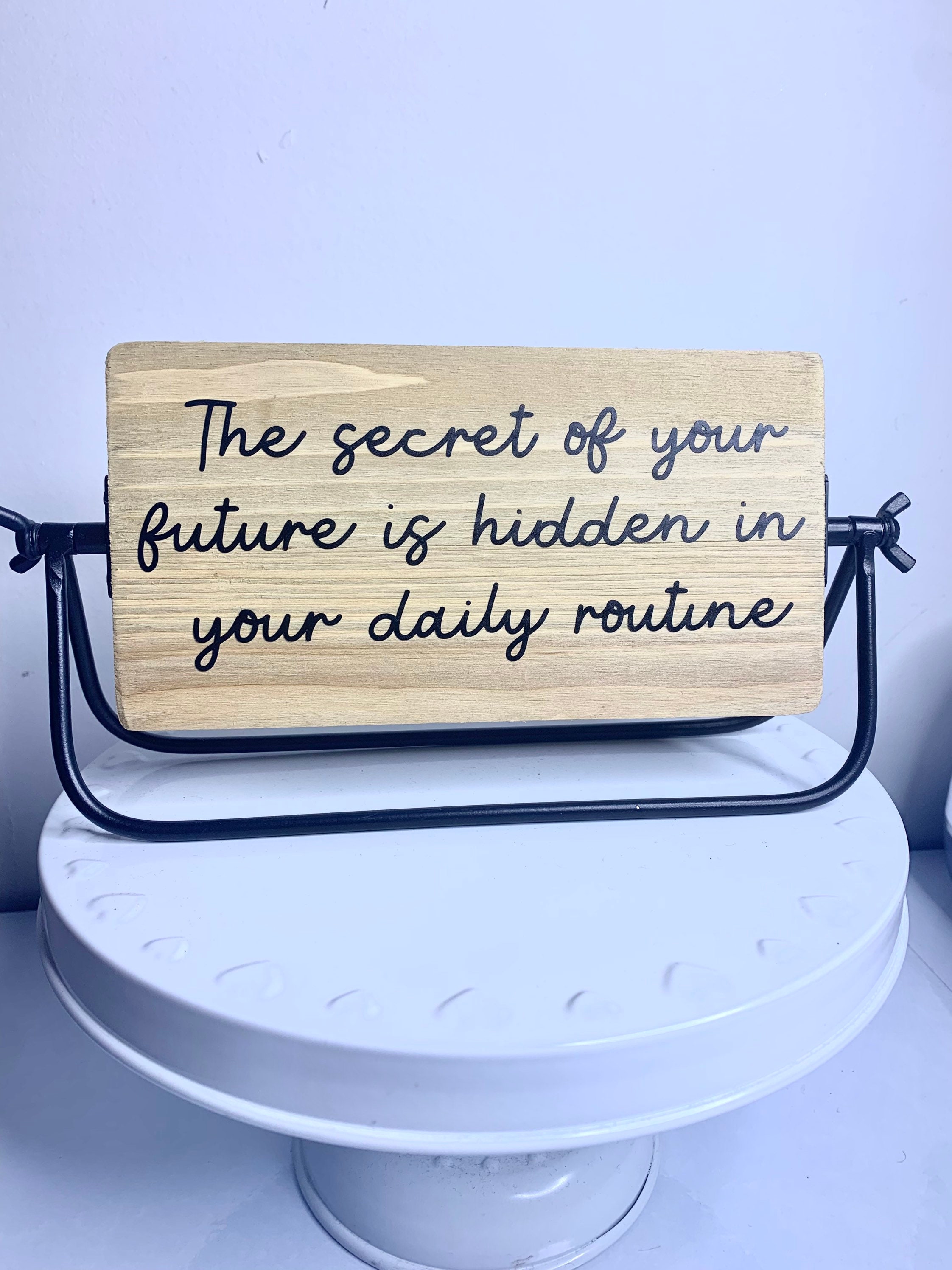 Customizable Rotating Sign - Etsy