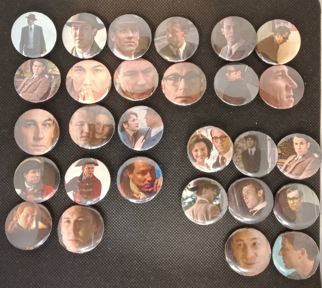 Outlander - Frank Randall/jonathan "black Jack" Randall Buttons/pins or ...
