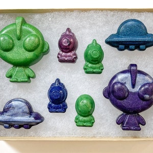 Alien Crayons, Spaceship Crayons, Kids Birthday Gifts, Space Party ...