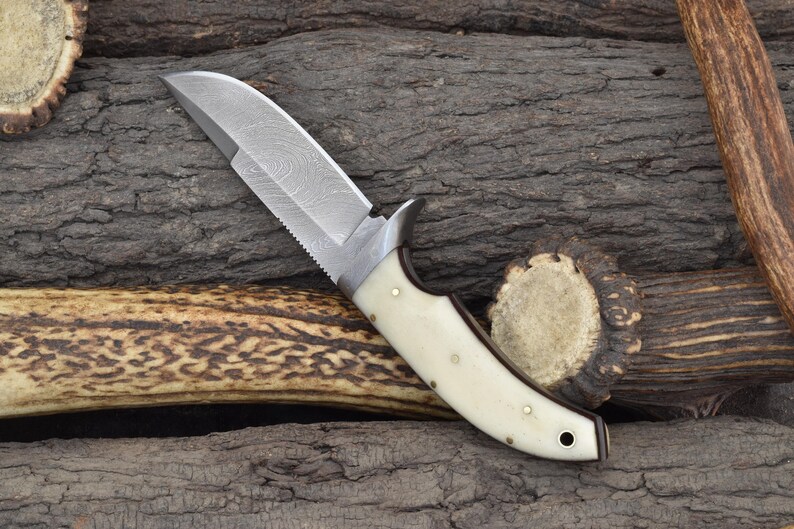 Damascus Bushcraft Knife: 9" Hunting Knife With Cattle Bone Handle - Etsy