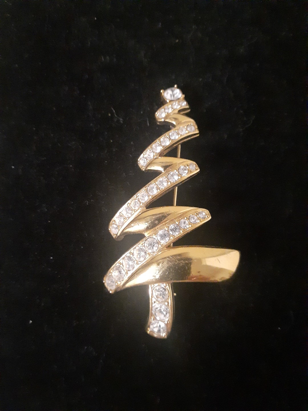 Vintage Monet Christmas Tree Brooch Modernist Zig Zag Design in Gold ...