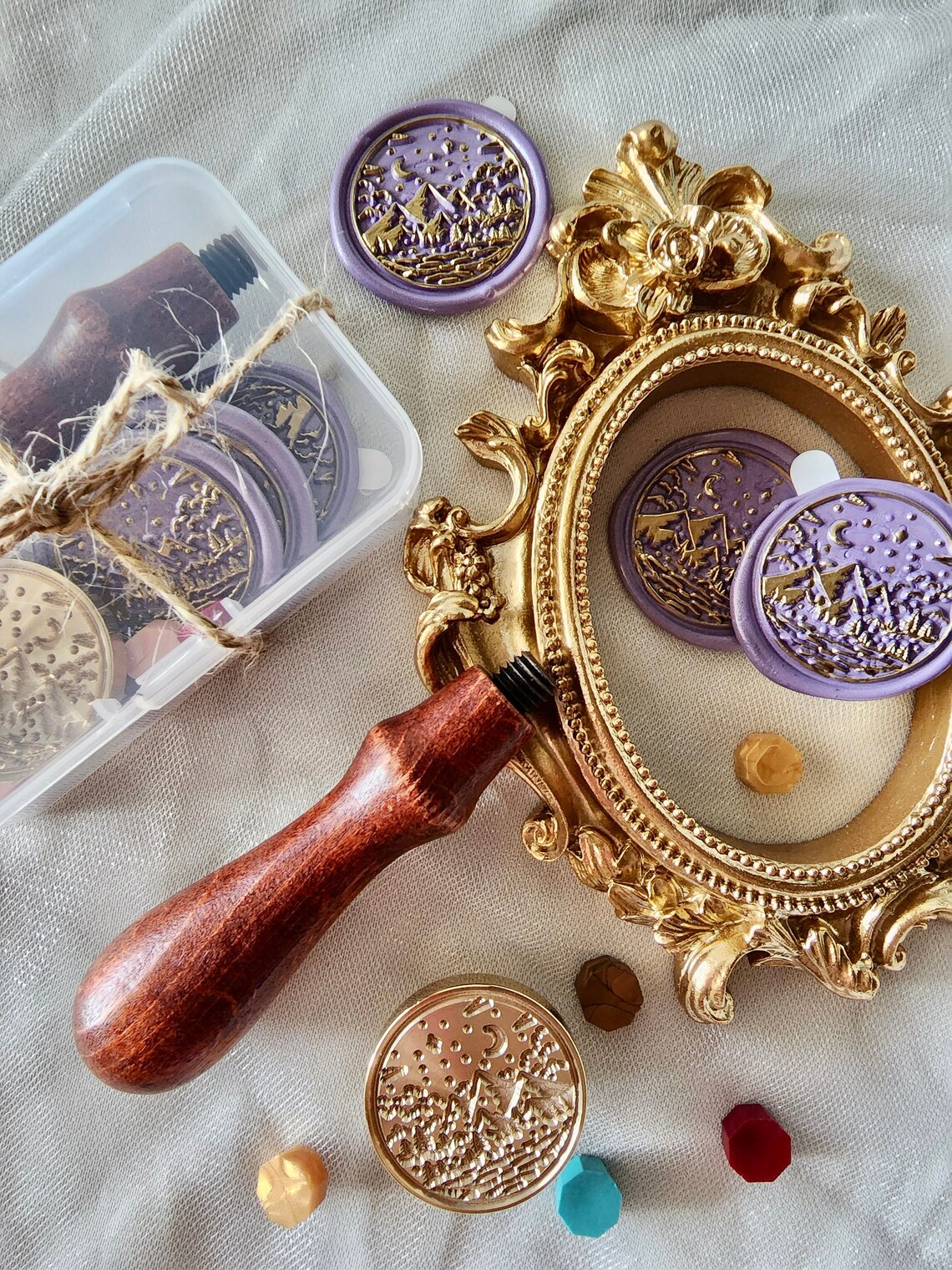 Wax Seal Head and Handle With Self Adhesive Stamps in a Plastic Case ...