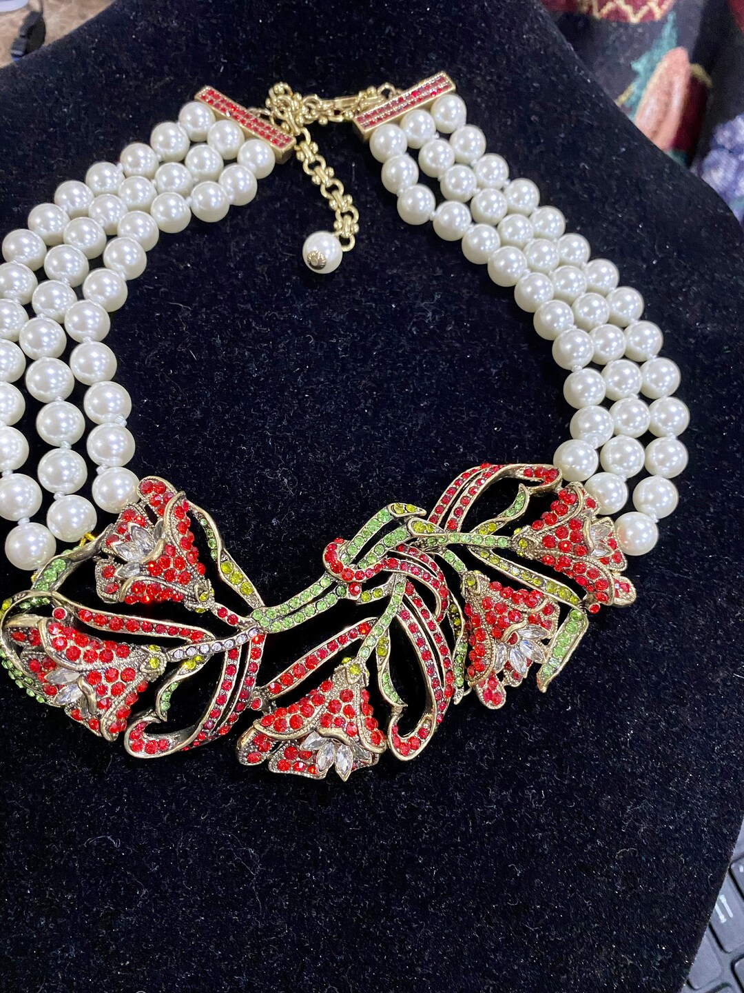 Heidi Daus Heavenly Bloom Necklace Heidi Daus Shell Pearl Necklace ...