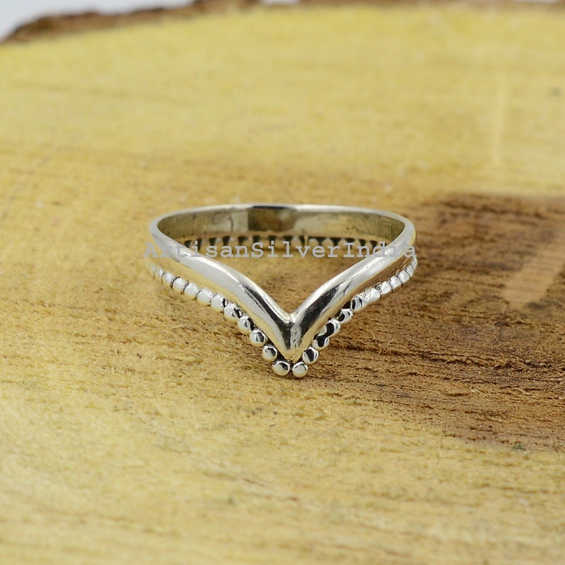 V Shape Ring - Etsy