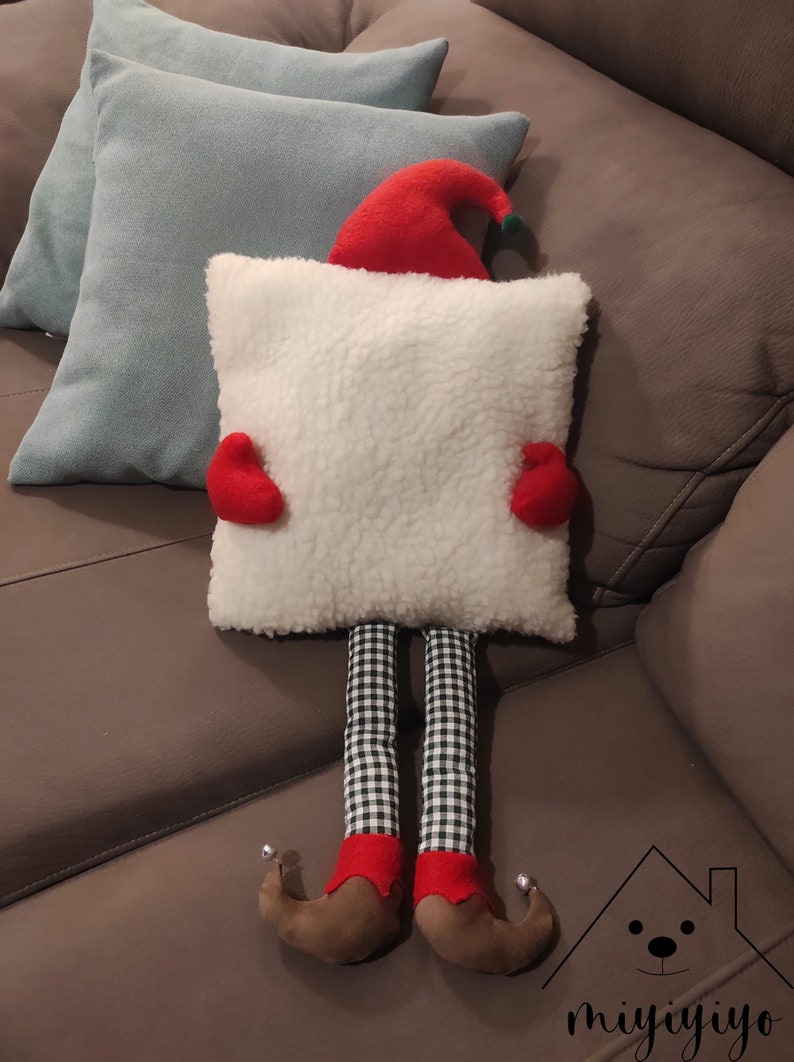 Christmas Elf Cushion - Etsy