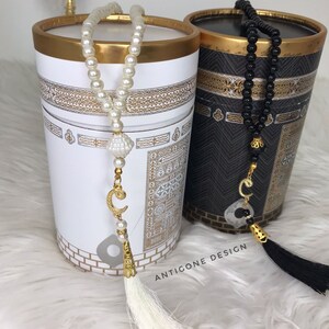 Prayer Mat and Tasbeeh With Kaaba Design Box, Black Prayer Rug and ...