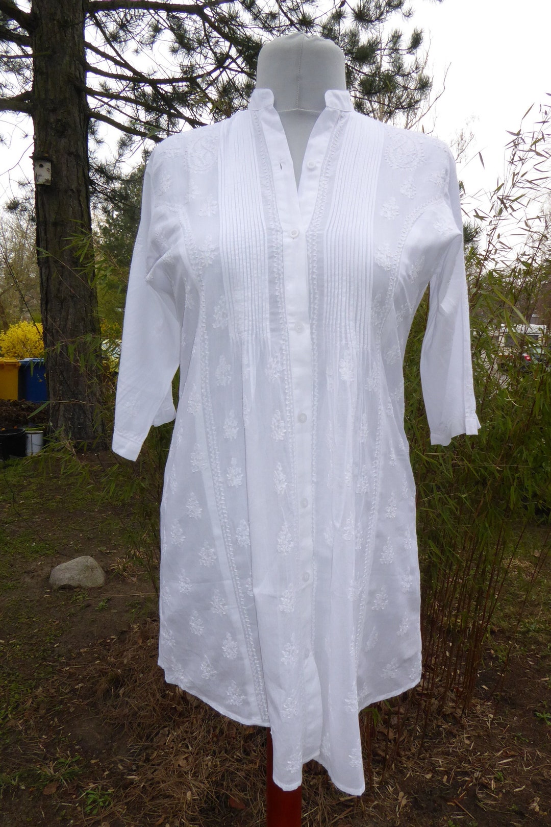 Cotton Blouse 'preetam' White, Indian Tunic Blouse Hand-embroidered ...