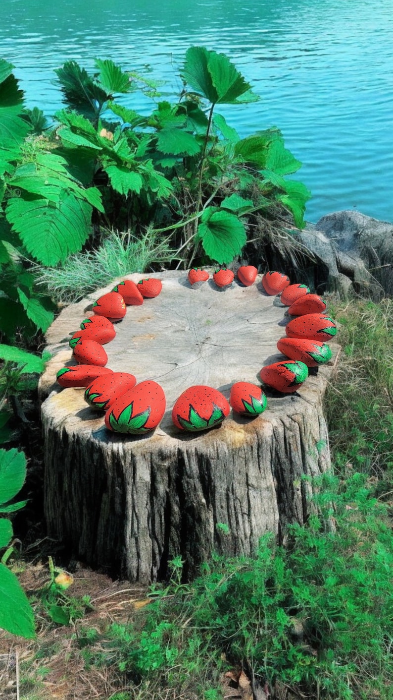 Strawberry Stones. Hand-painted Strawberry Shaped Rocks. - Etsy