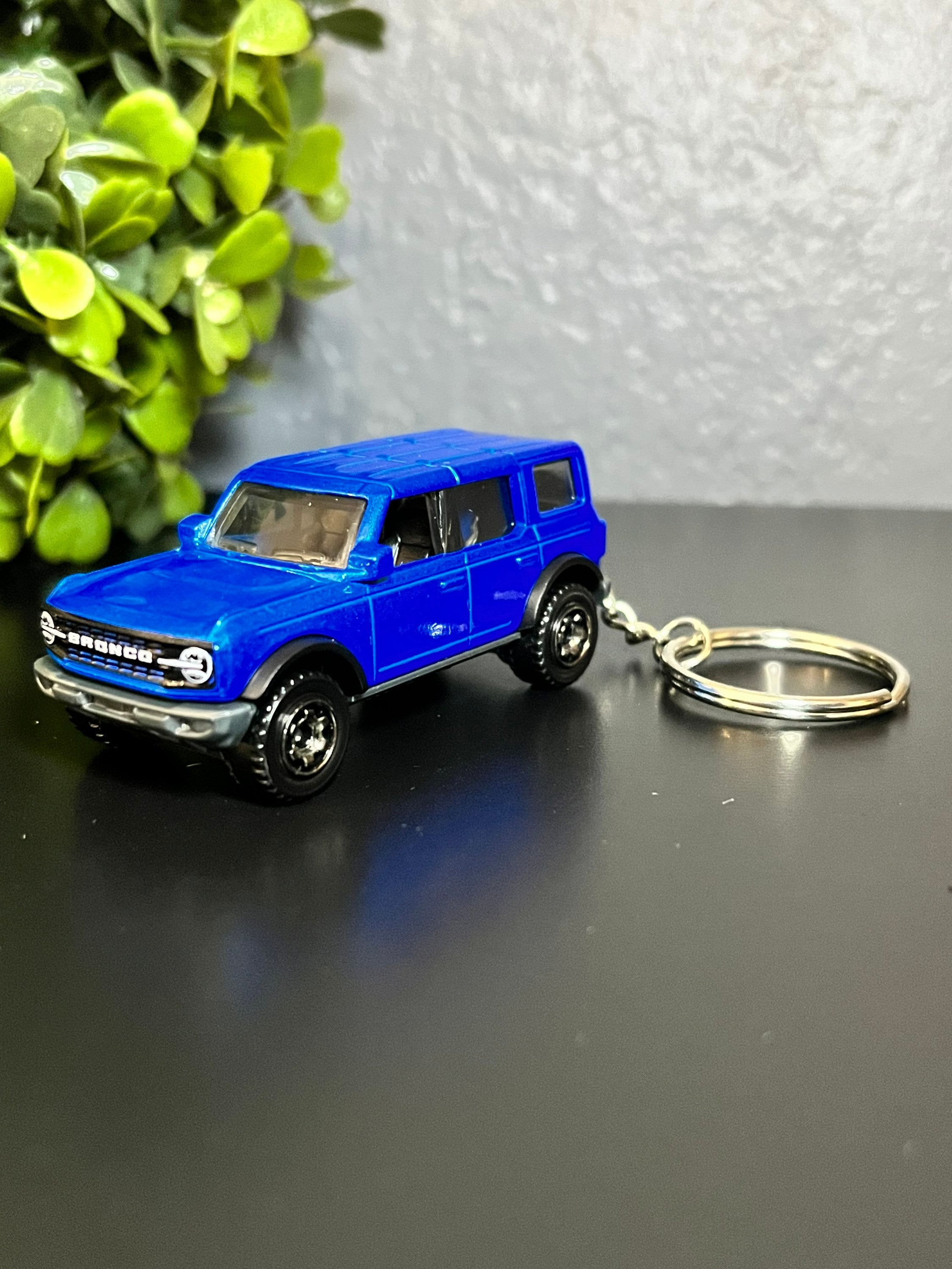 Ford Bronco Keychain - Etsy