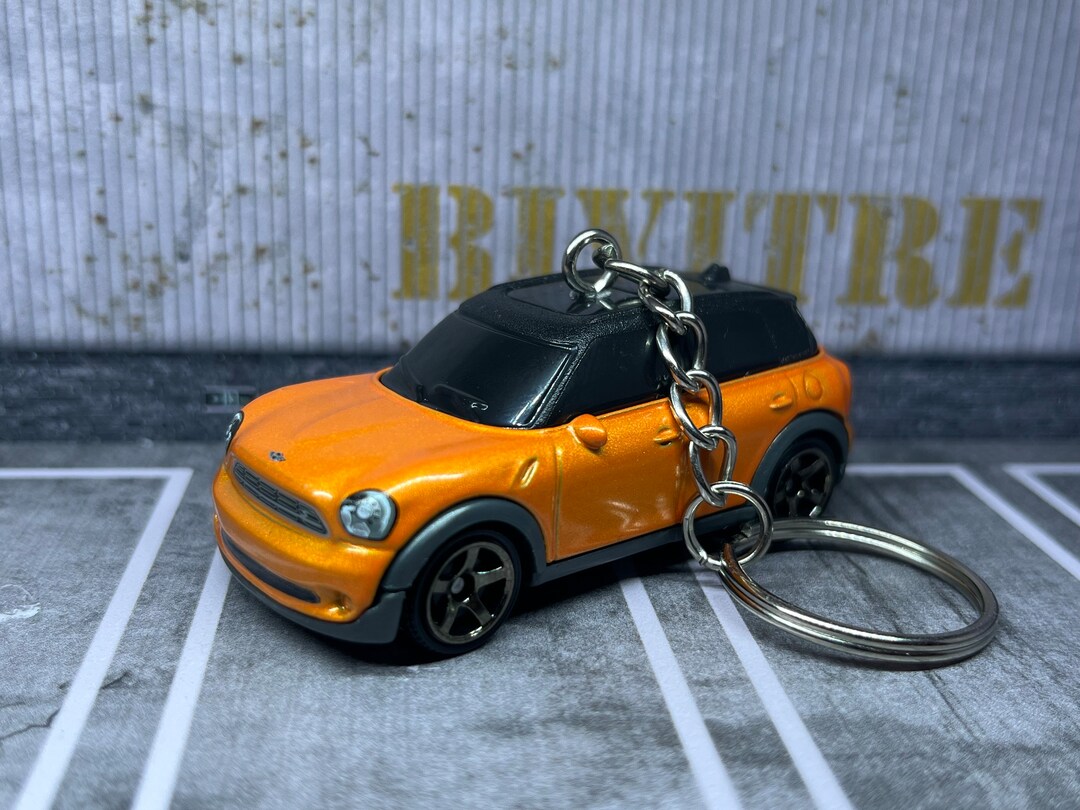 Mini Cooper Countryman Keychain - Etsy