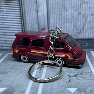 80’s Toyota Van Keychain - Etsy