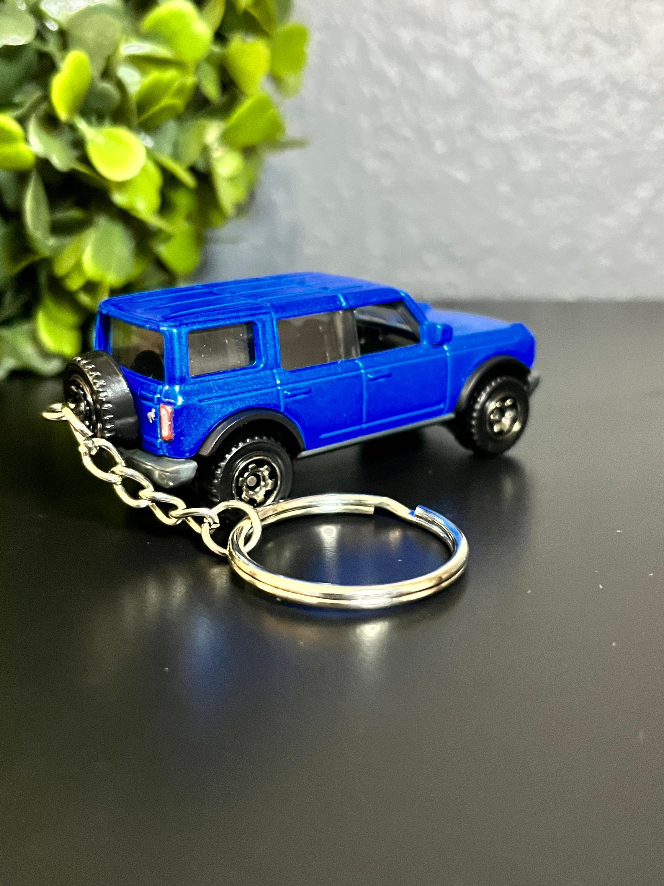 Ford Bronco Keychain - Etsy
