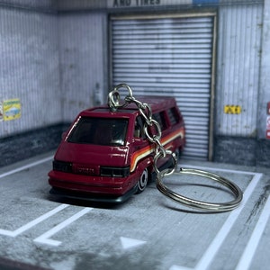 80’s Toyota Van Keychain - Etsy