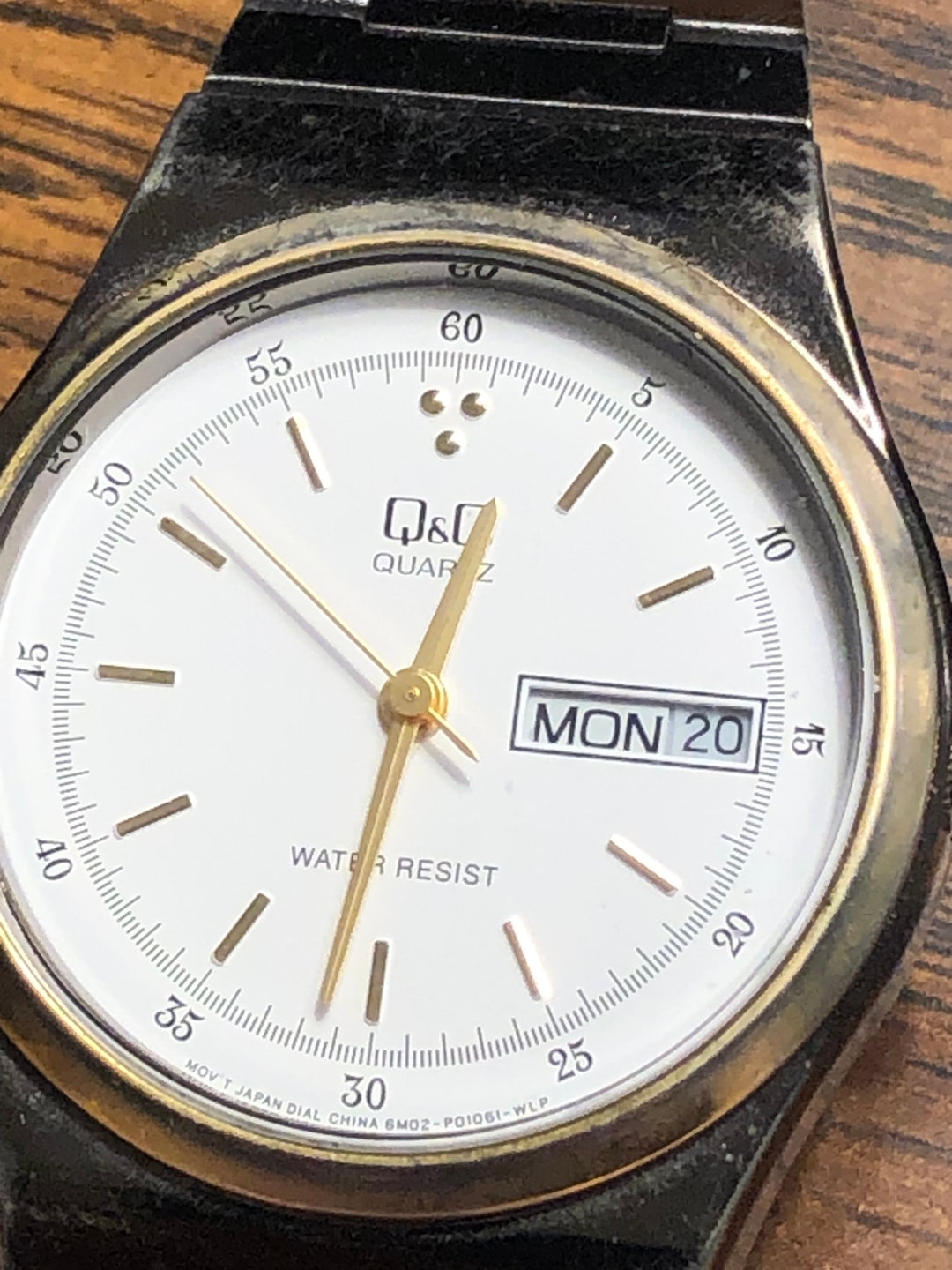 Collectible Q&Q Quartz Wristwatch Water Resist 30M Stainless Steel ...