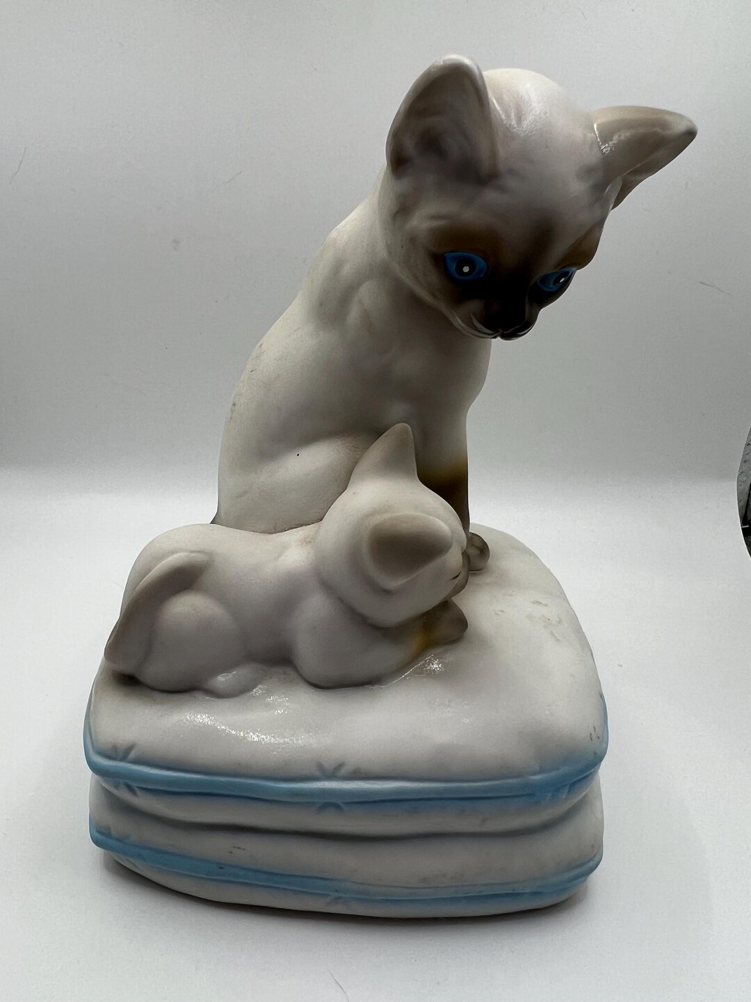 Vintage Mann Music Box Porcelain Cat and Kitten you Light up My Life ...