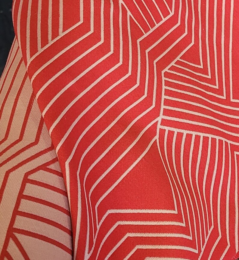 Carnegie Maze Red 6550-36 4 Yard Fabric Remnant - Etsy