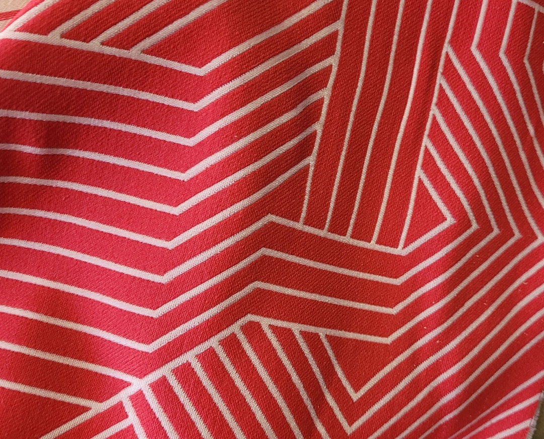 Carnegie Maze Red 6550-36 4 Yard Fabric Remnant - Etsy
