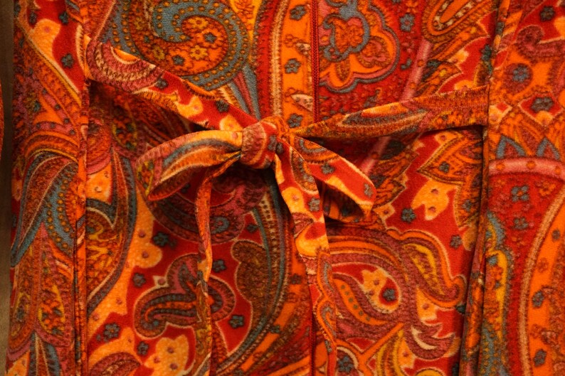 Vintage Velvet 1960's Lissane Paisley Print Robe Dress - Etsy