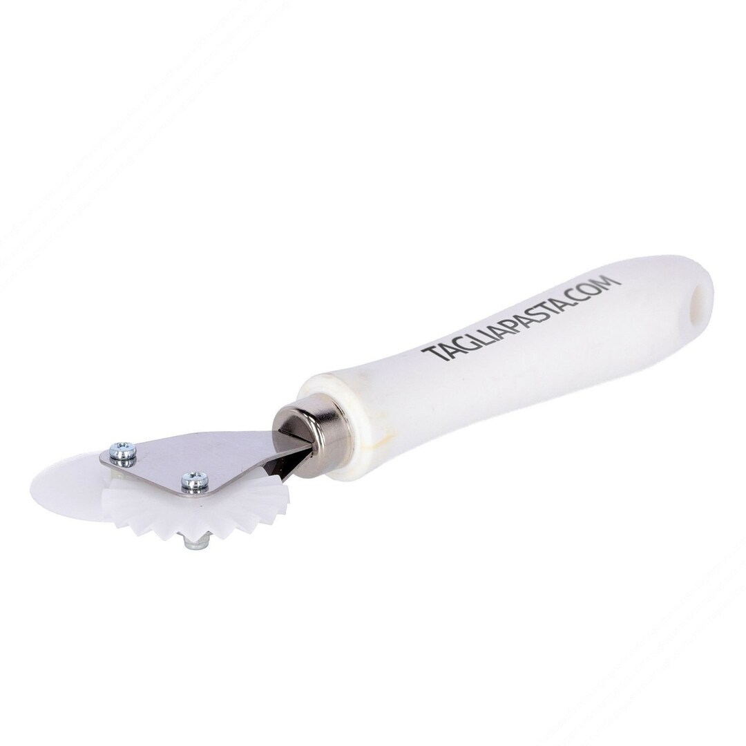 Rolling Pasta Cutter With Double Plastic Blades: 1 Smooth and 1 ...