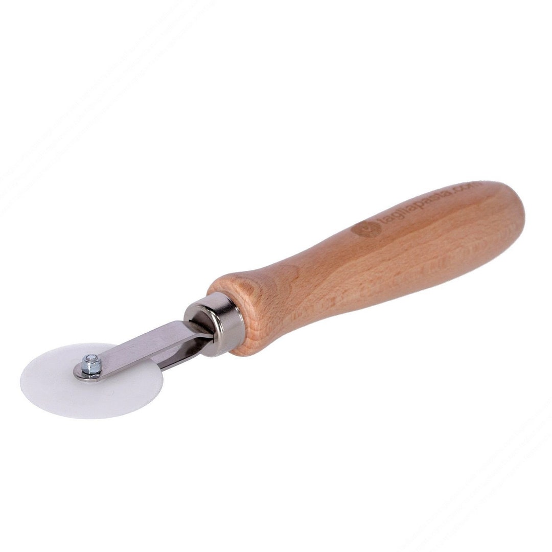 POM Pasta Cutter Wheel With Single Smooth Blade and Wooden Handle ...