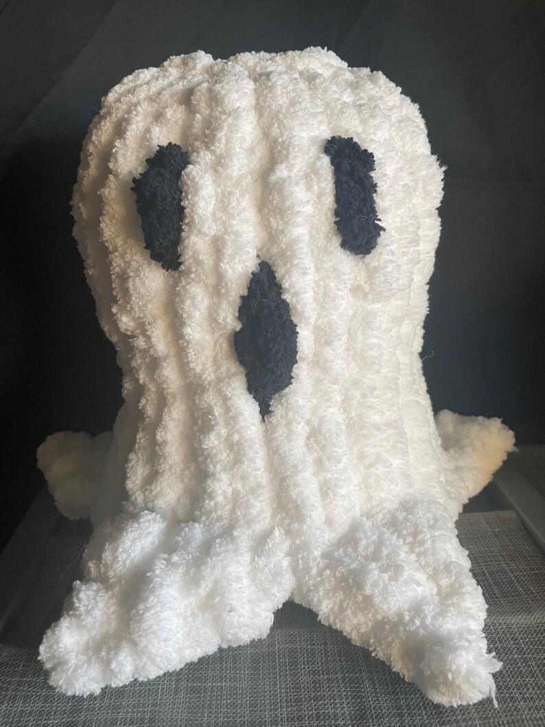 Chunky Knit Ghost Plushie - Etsy