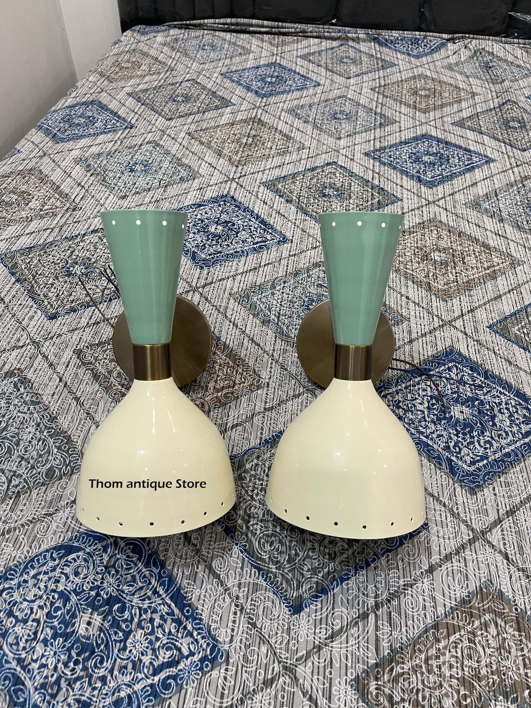 1950's Mid Century Brass Italian Diabolo Wall Sconce Green & White ...