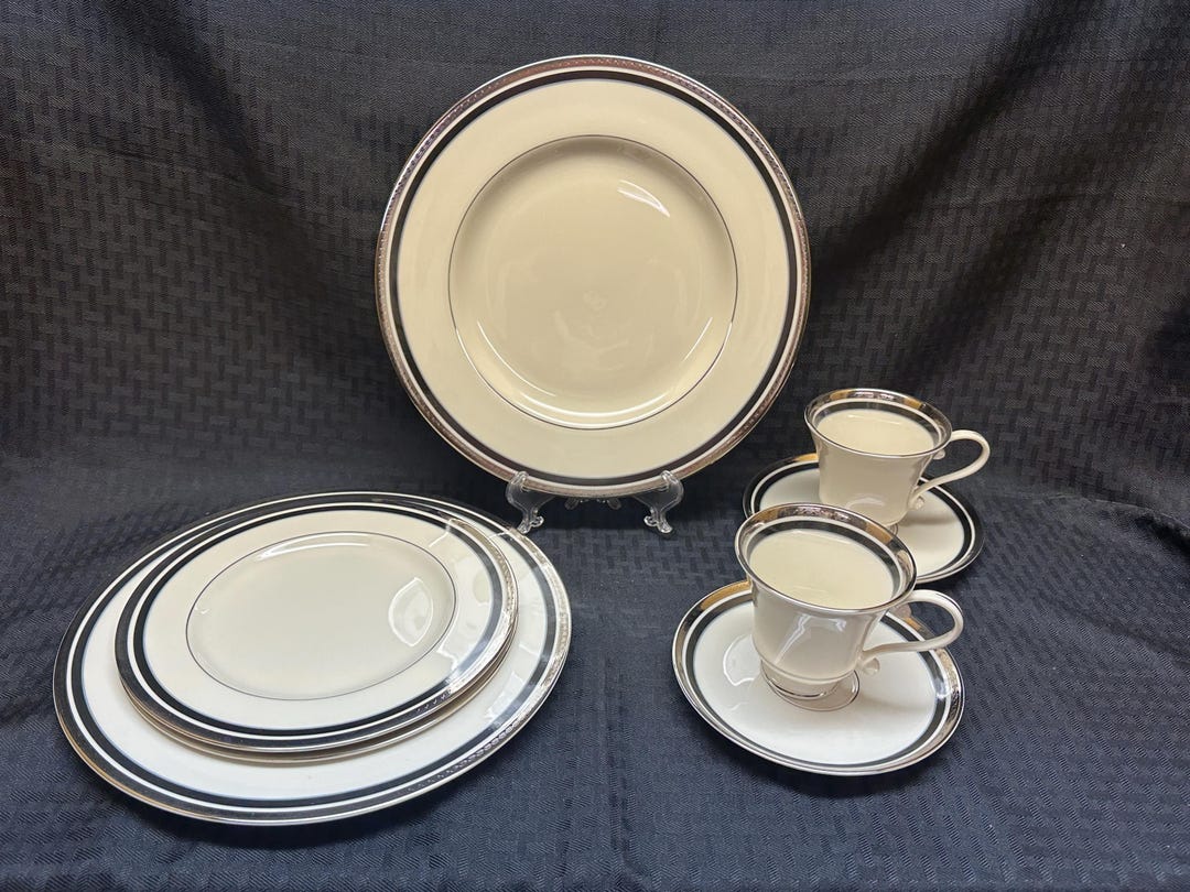 Pickard China DIPLOMAT Pattern 4-piece Place Settings - Lot of 2 (8 ...