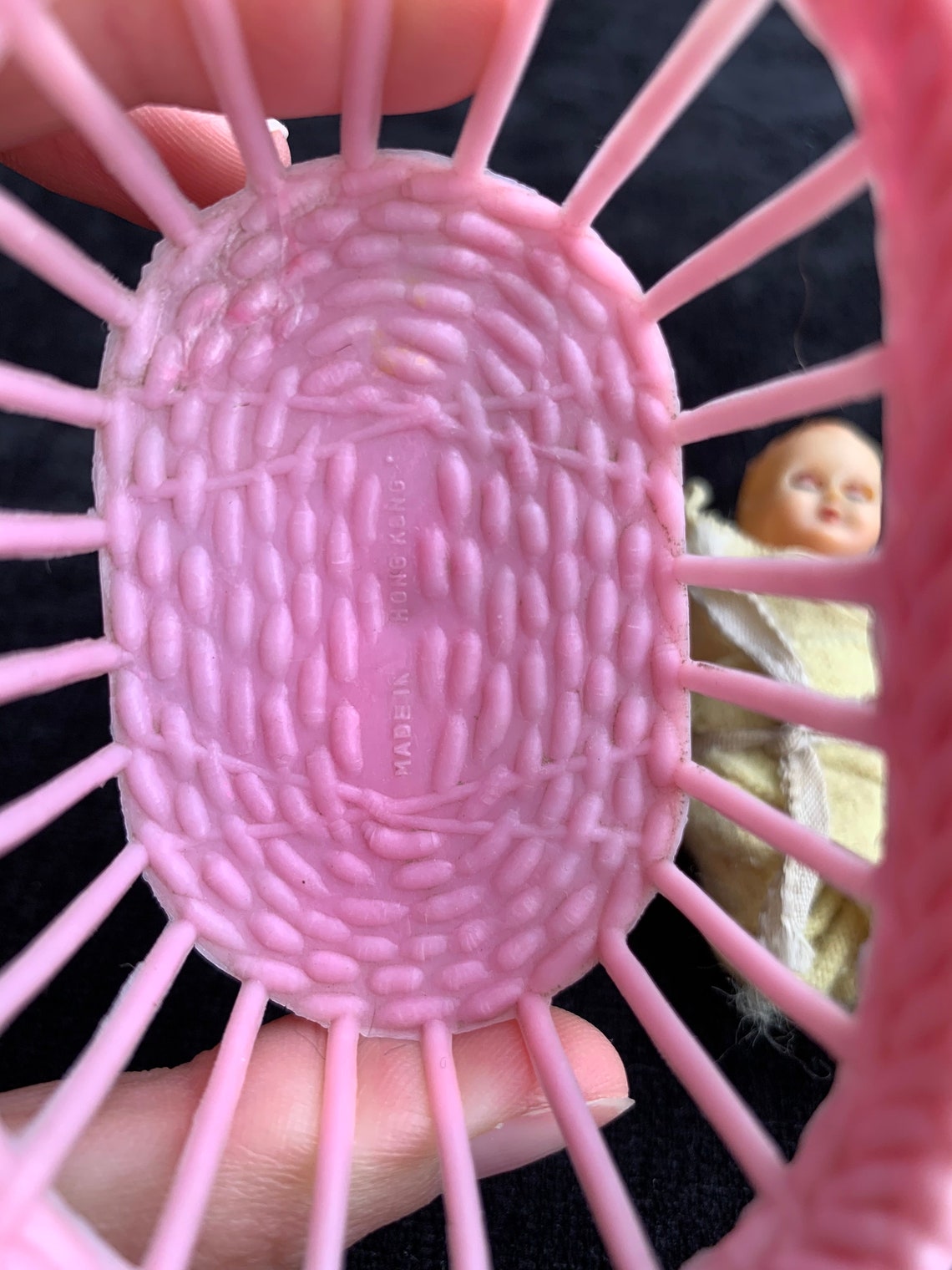 1950er Celluloid Baby im rosa Kunststoff Korb - Etsy.de