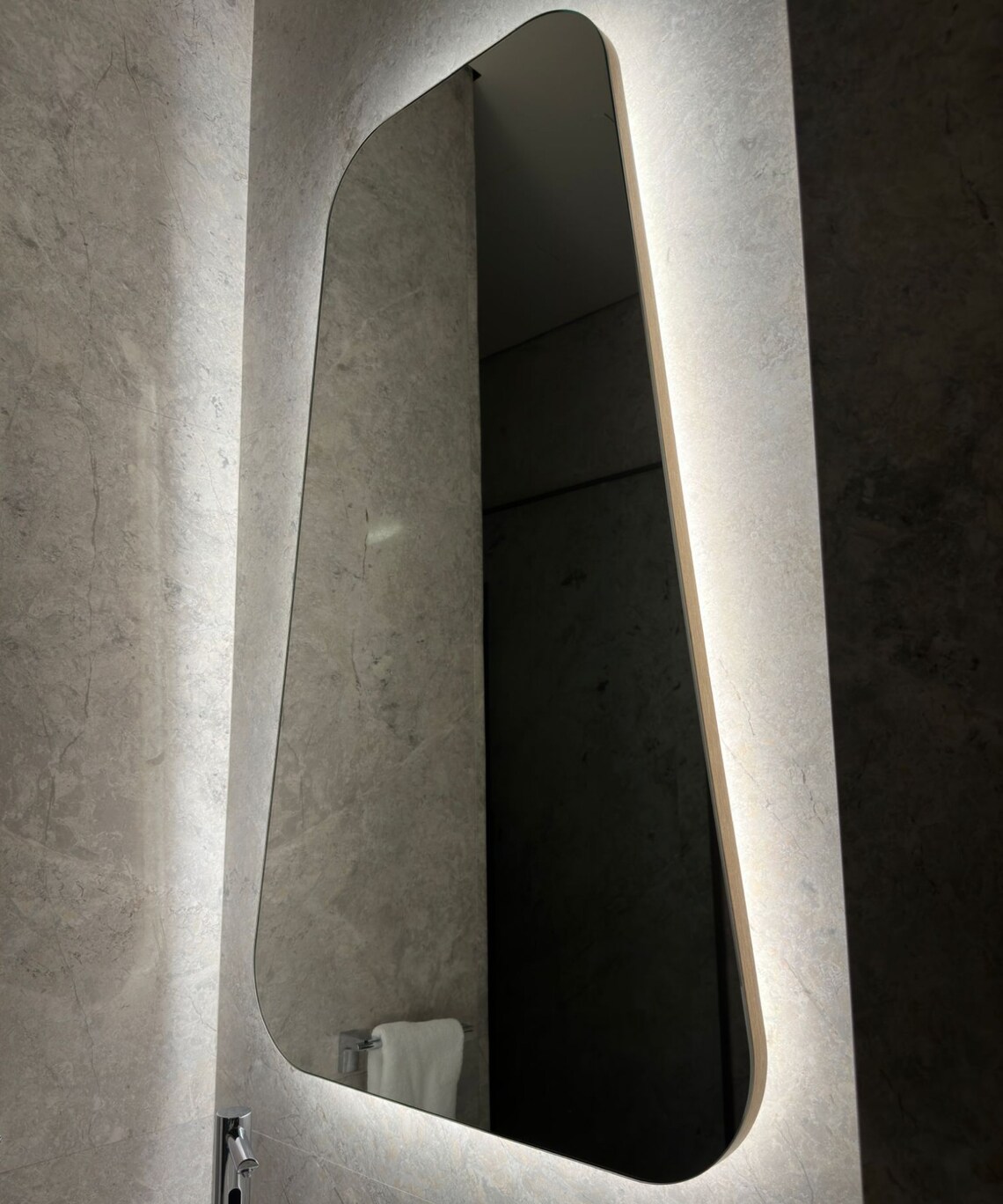 Alpi Irregular Bathroom Mirror Asymmetrical Home Decor Aesthetic Wall ...