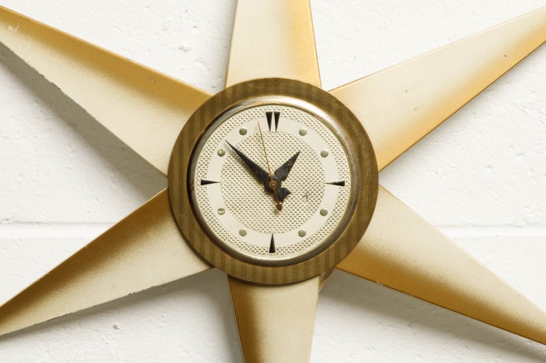 Vintage Mid-century Modern Starburst Wall Clock by Lanshire Chicago - Etsy
