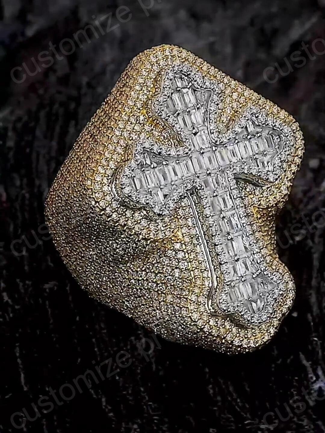 Two Tone Cross Casual Birthday Party Wear Moissanite Diamond Ring Hip ...