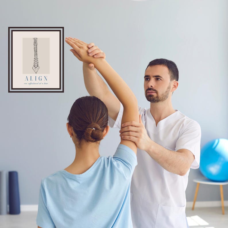 Chiropractor Art Minimal Skeleton and Spine Wall Art - Etsy