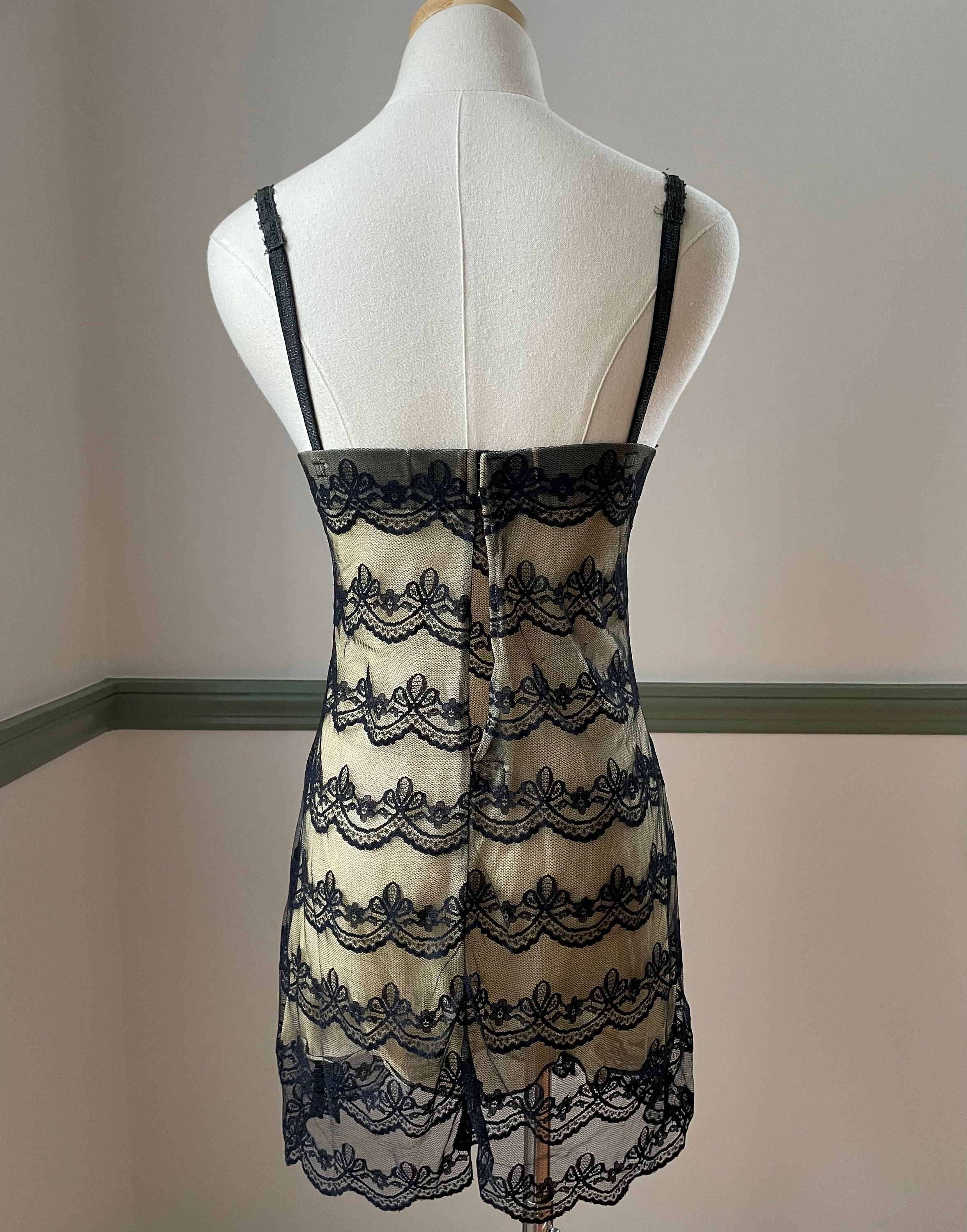 Vintage 1970s Janet Reger Lace Babydoll Negligee Vintage Black and Tan ...