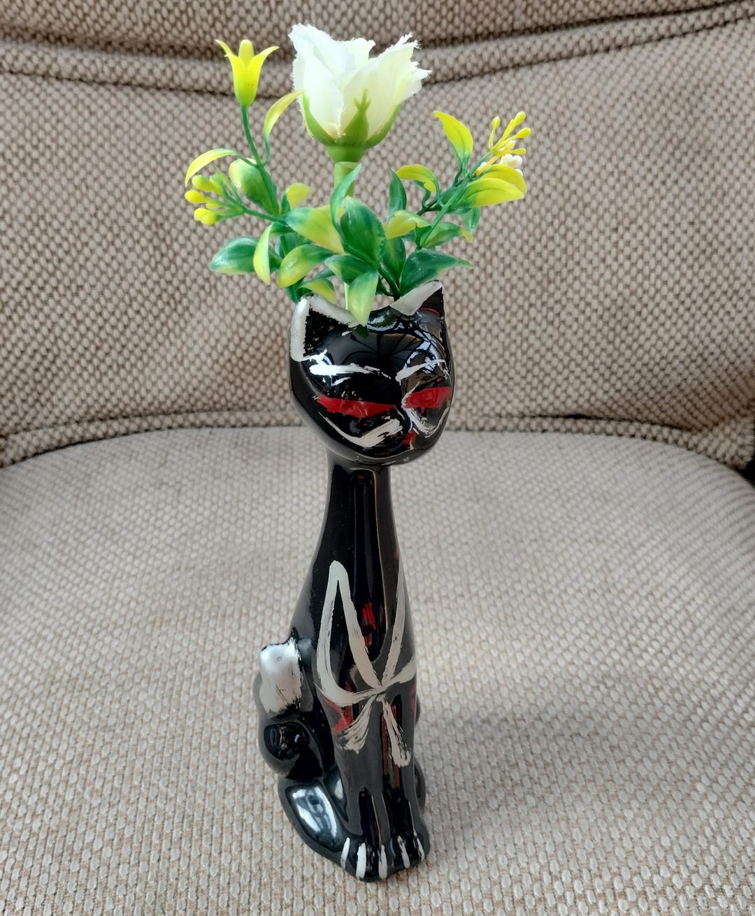 Kitsch Kitty Vase, Retro Black Cat, Ceramic Posy Holder, 1960s Home ...