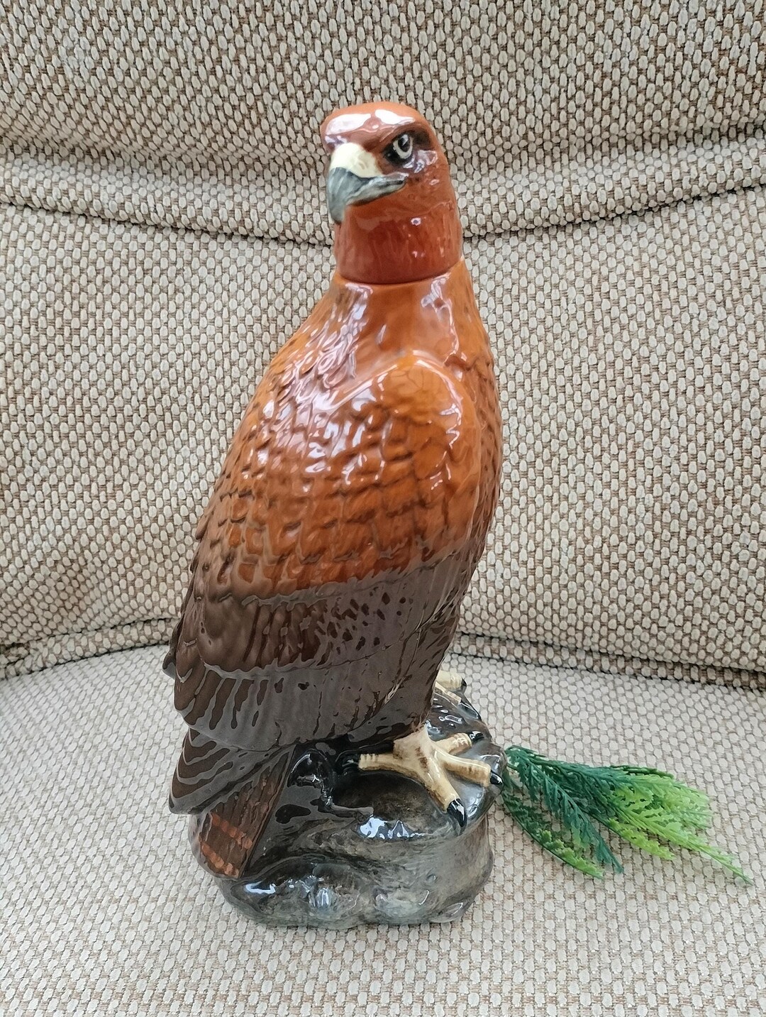 Golden Eagle Decanter by Beswick, 1969 Beneagles Scotch Whisky Holder ...