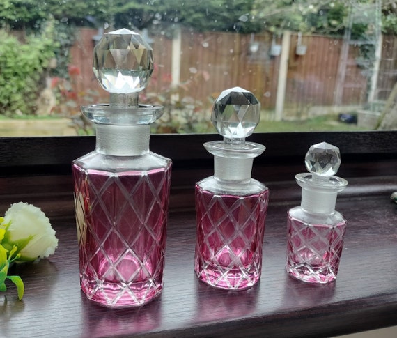 SET of Perfume Bottles, 3 graduated sizes, cranberry … - Gem